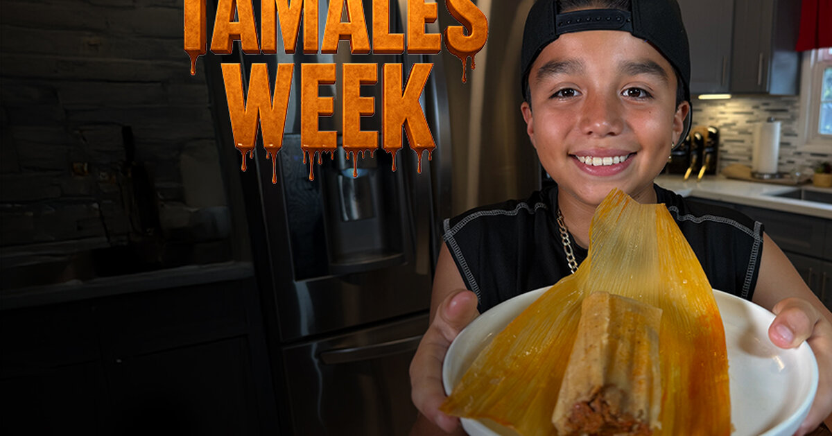 What Are Tamales? Fluffy Red Pork Tamales by Enrrique Alejandro ...